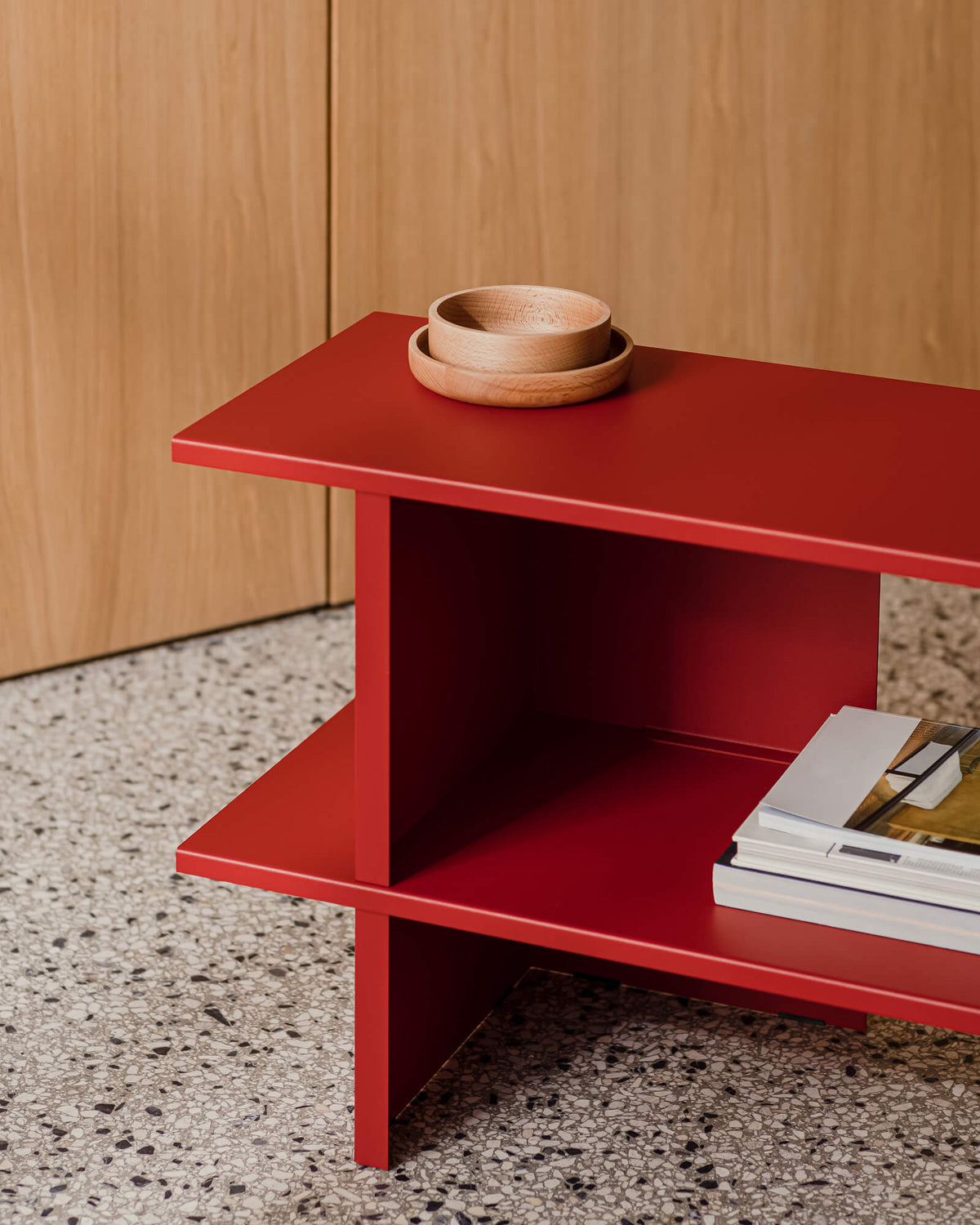 Hes Shelving Unit - low red steel shelf for living room - noo.ma