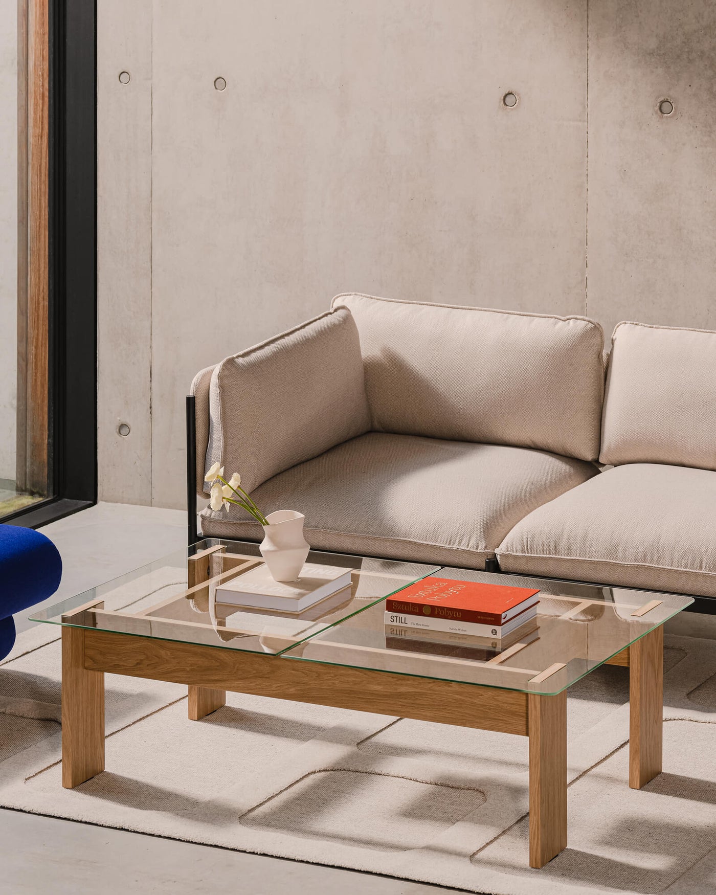 Naiko Coffee Table - Oak - large coffee table, glass top - noo.ma