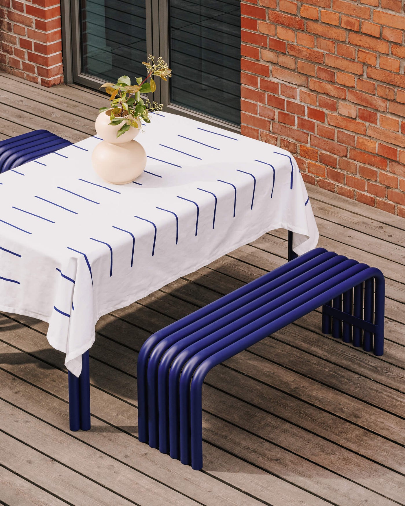 Nokk Bench - Blueberry Pie - versatile seating for outdoor - noo.ma