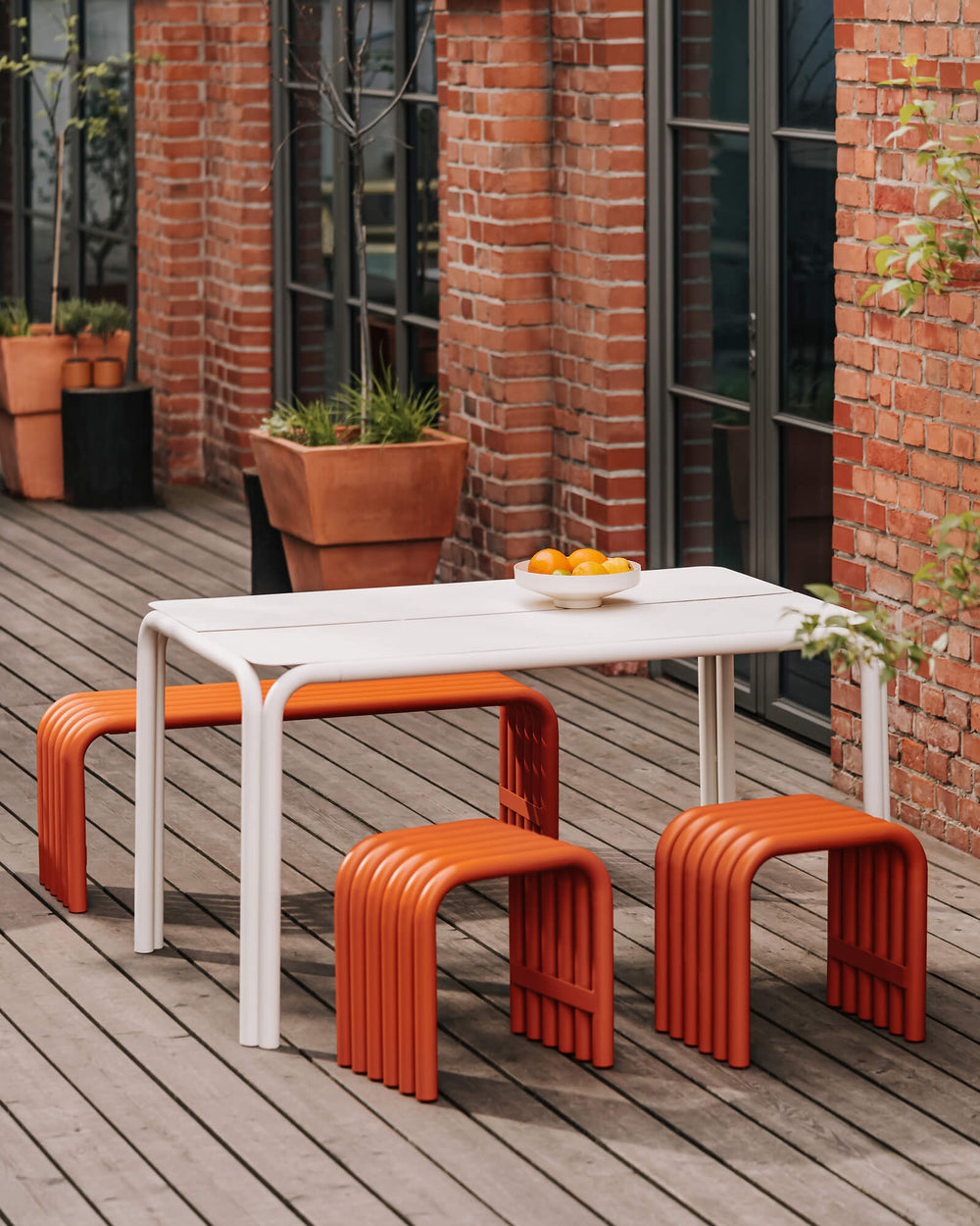 Nokk Bench - Blueberry Pie - versatile seating for outdoor - noo.ma